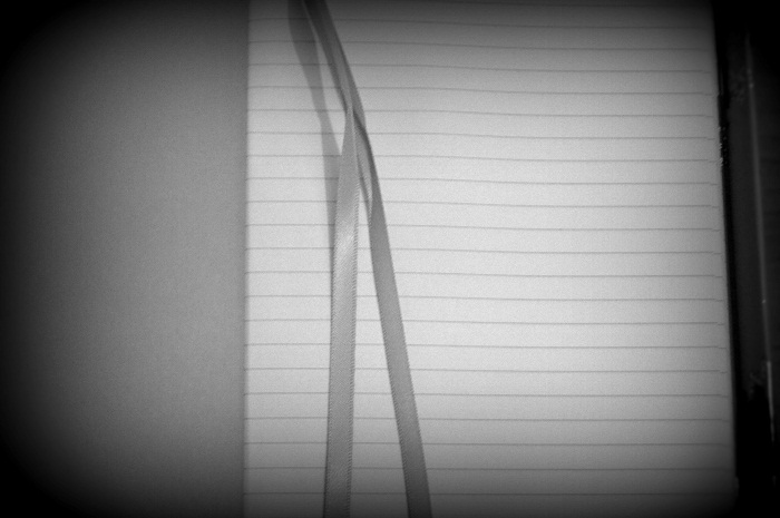 The art of empty page – moment art now